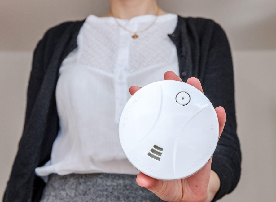 How a Smoke Detector Works - ACTIVE MY HOME